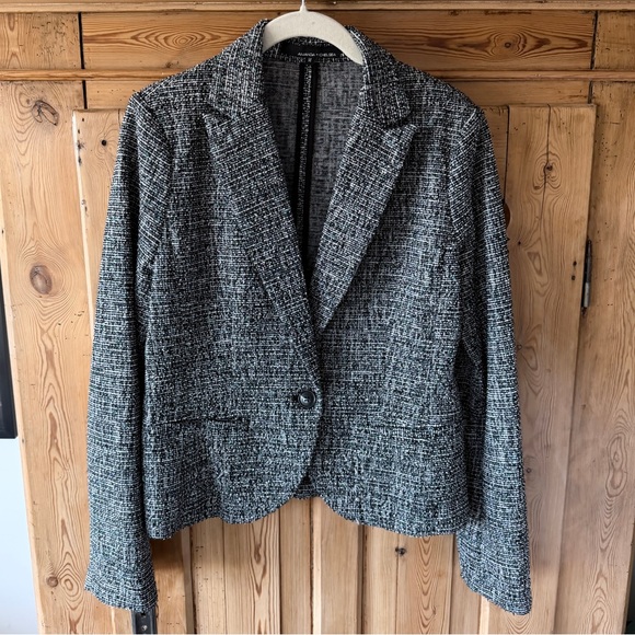 Amanda & Chelsea | Jackets & Coats | Amanda Chelsea Chic Black And ...